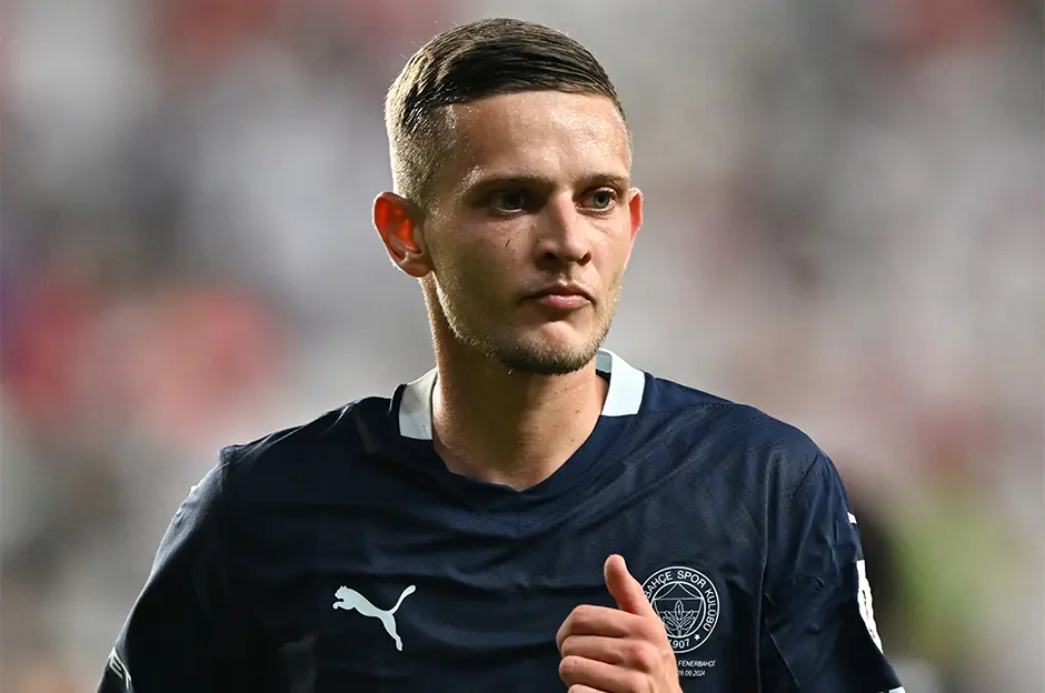 Fenerbahçe'ye resmi teklif hazırlığı: Sebastian Szymanski'ye talip ...