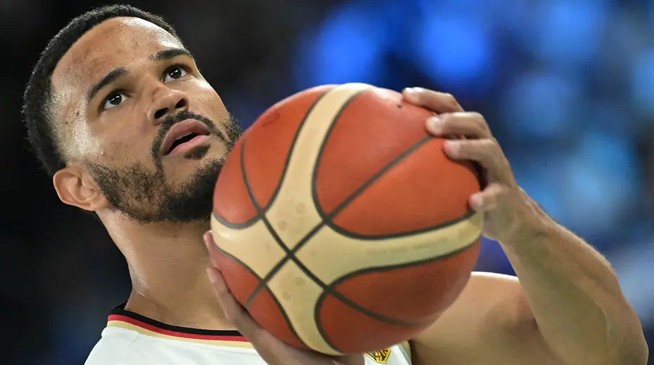 Anadolu Efes, yılın savunmacısını transfer etti | NTVSpor