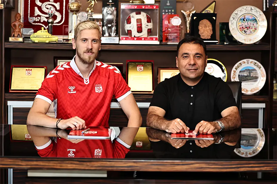 Sivasspor'un yeni transferi Radakovic, gözünü Avrupa kupalarına dikti ...