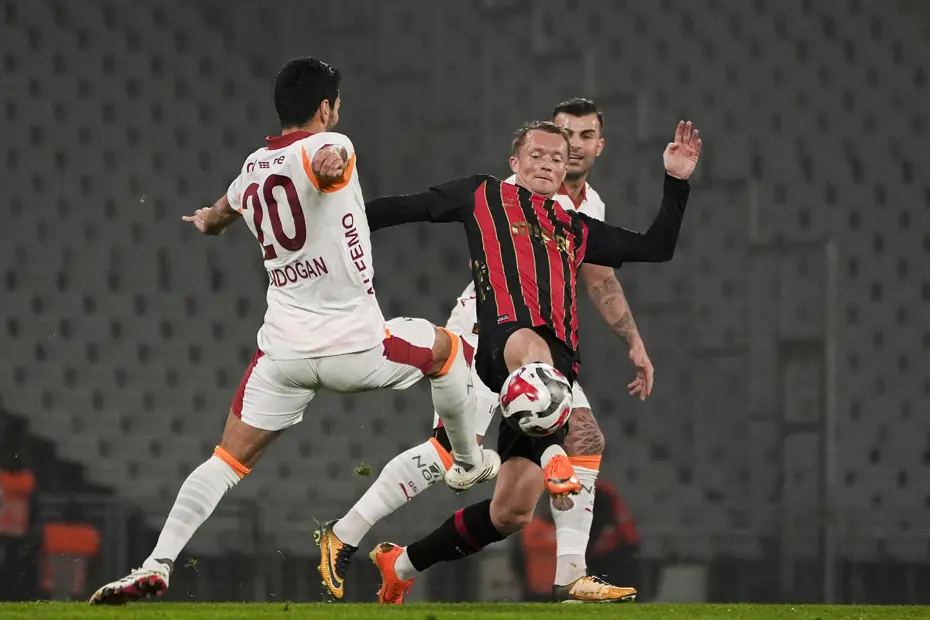 "Fişi Mario Lemina çekti" | Spor yazarları Galatasaray için ne dedi ...