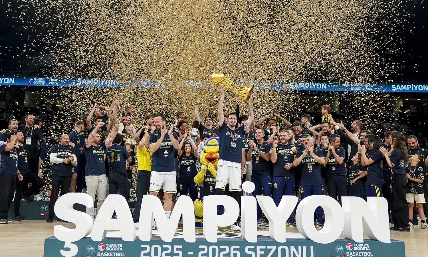 Fenerbahçe Beko, Basketbol Süper Ligi'nde şampiyon | NTVSpor