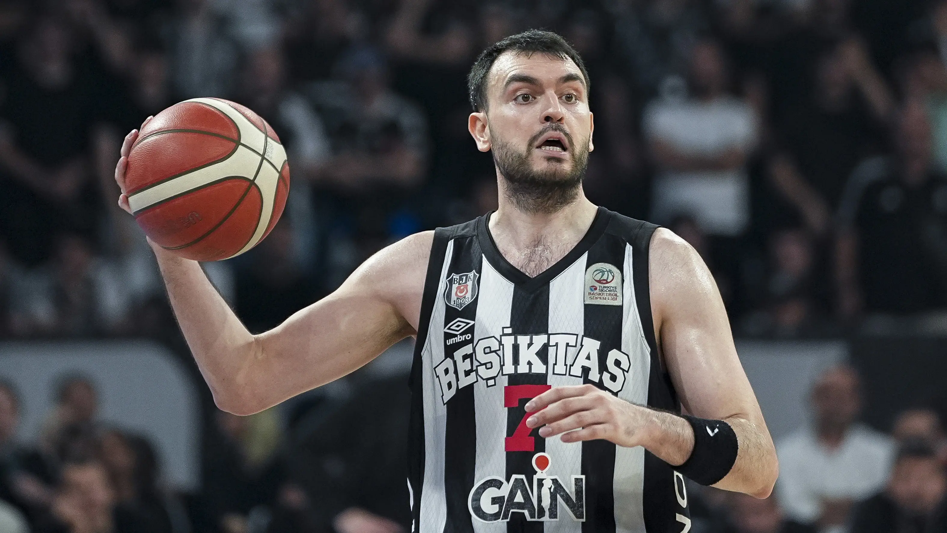 Beşiktaş GAİN, Yiğit Arslan'a veda etti | NTVSpor